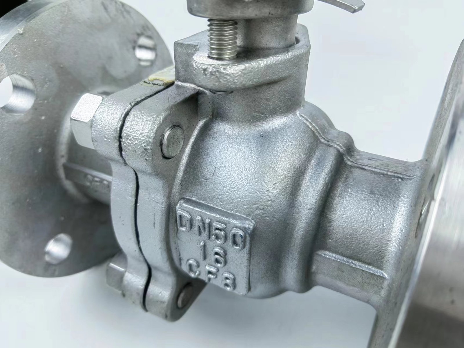 How To Install Stainless Steel Flanged Ball Valve? - AFBV